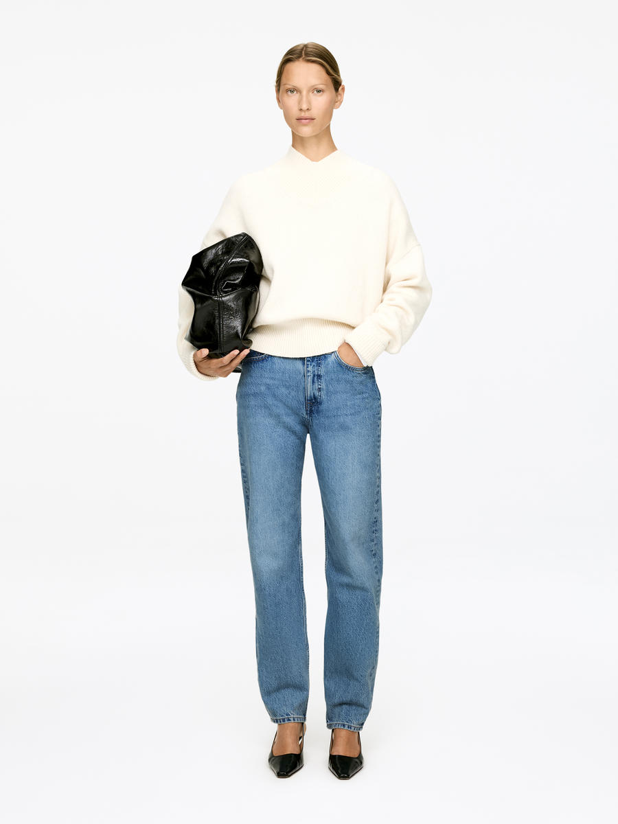 VIOLET Tapered Jeans – Mid Blue – Women – ARKET WW