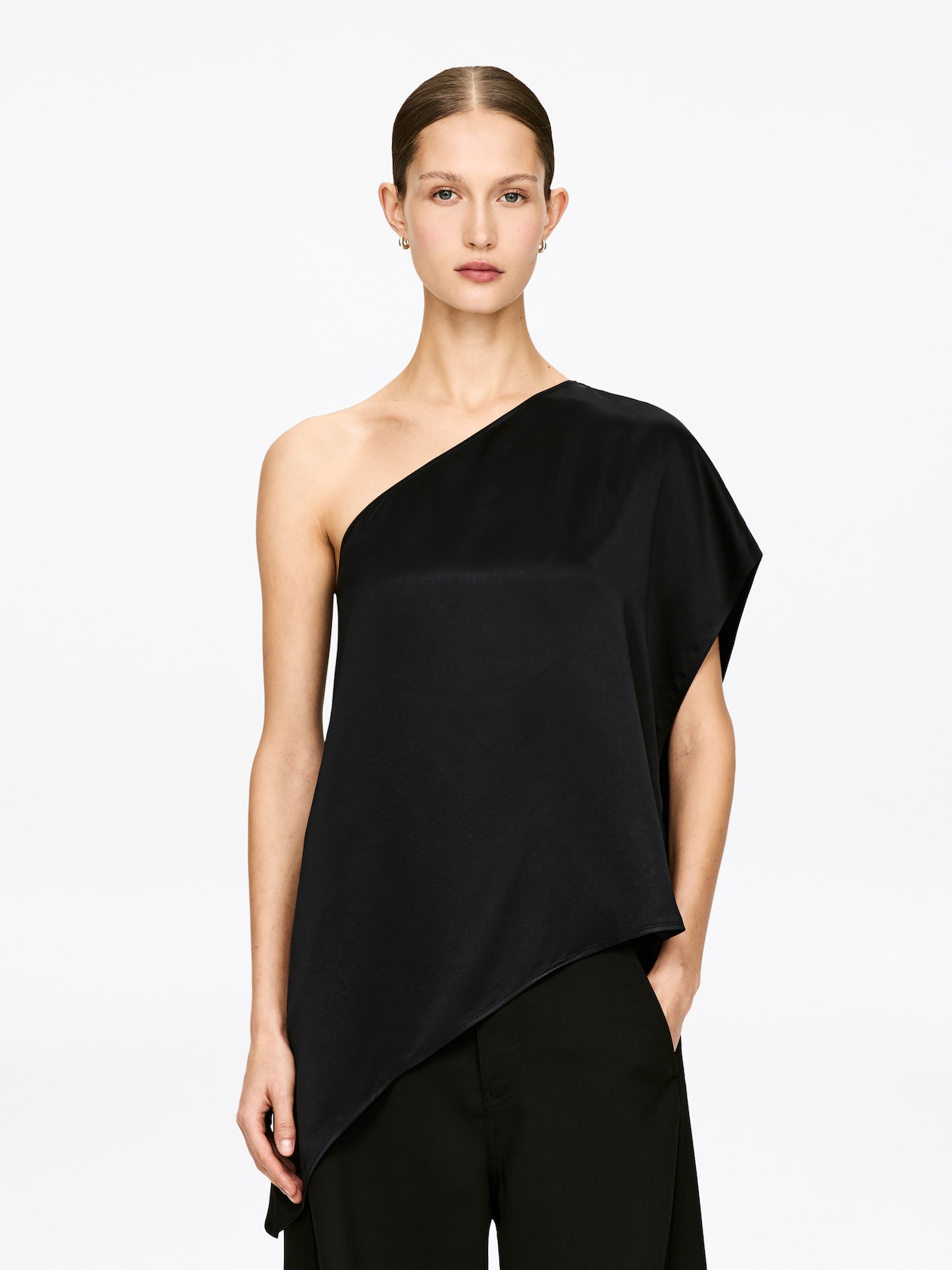 Asymmetrisk topp - Svart - DAM | H&M SE