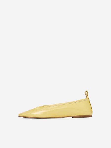 Lacquered Ballet Flats – Light Yellow – Women – ARKET GB